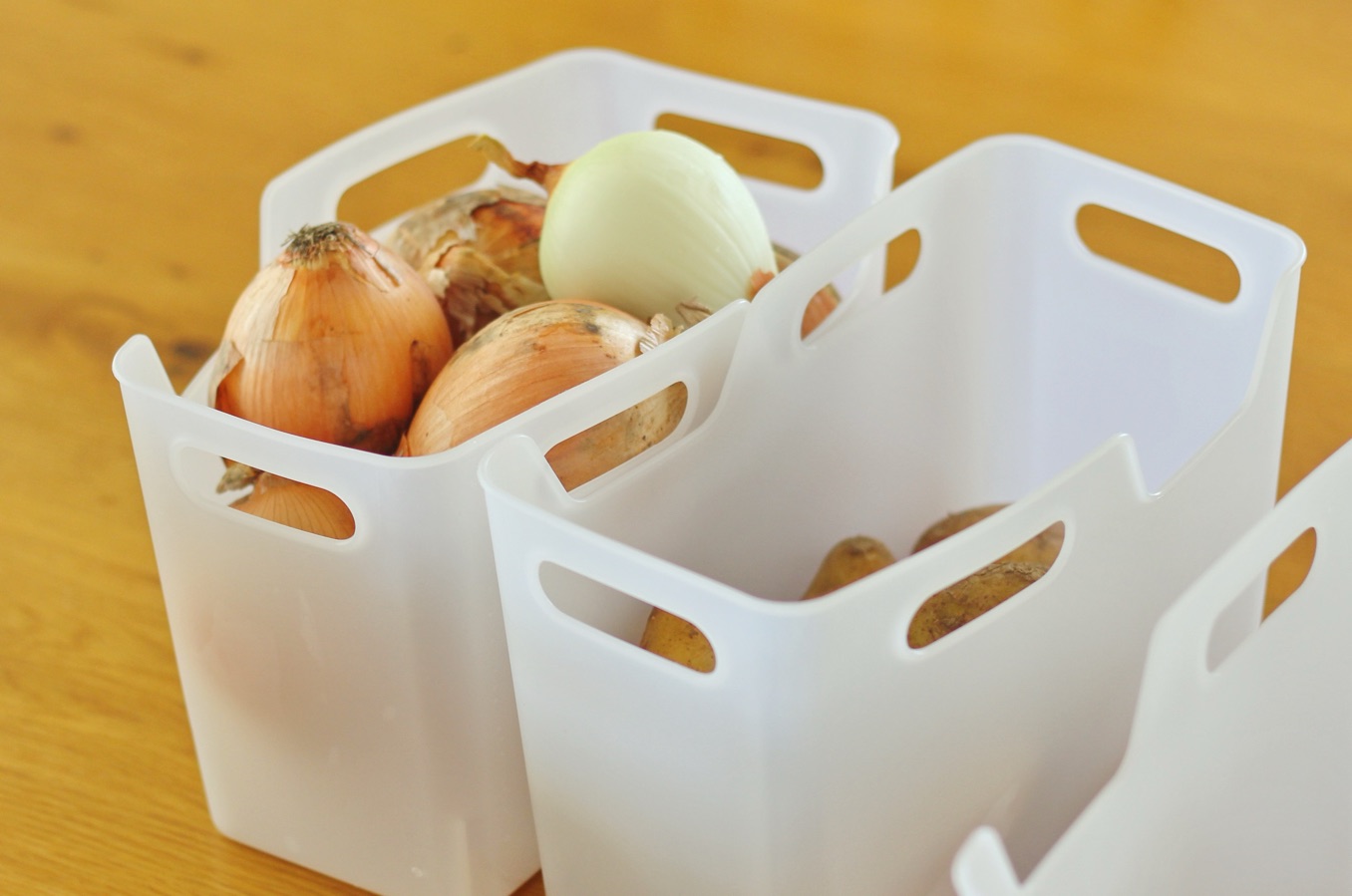 [セリア]やわらか野菜ストッカーで野菜室に秩序を！その特徴を紹介 | コダテ生活